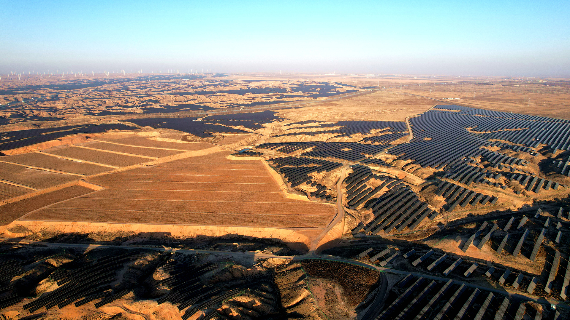 China is building world’s largest super-cold air battery in the Gobi Desert