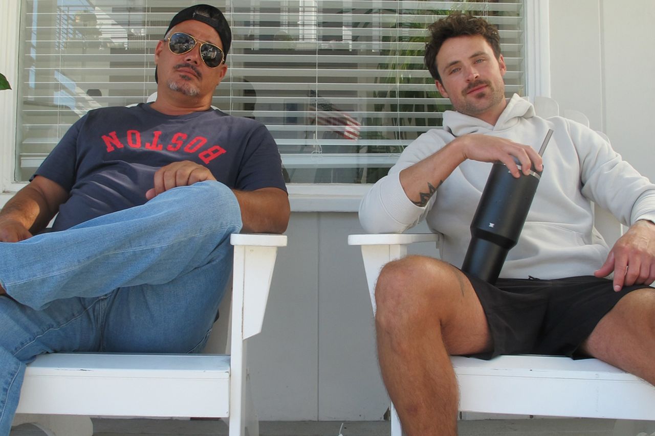 Dylan Efron says spending time with 'Boston' Rob Mariano has him ...