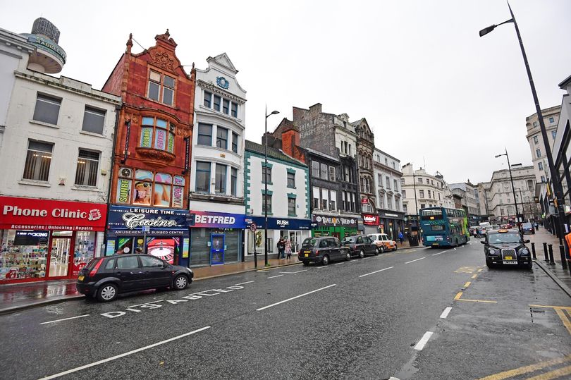 Police officer taken to hospital after being bitten in restaurant