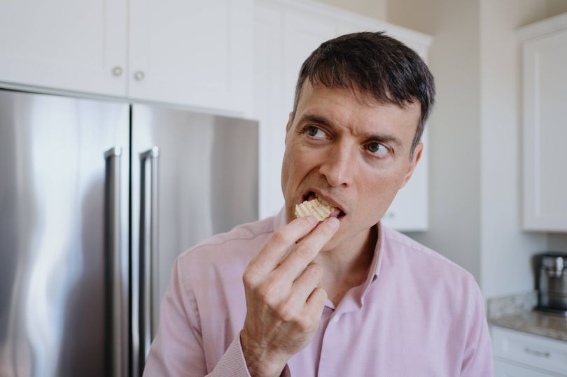 Feeling hungry soon after eating could be sign of deficiency says doctor