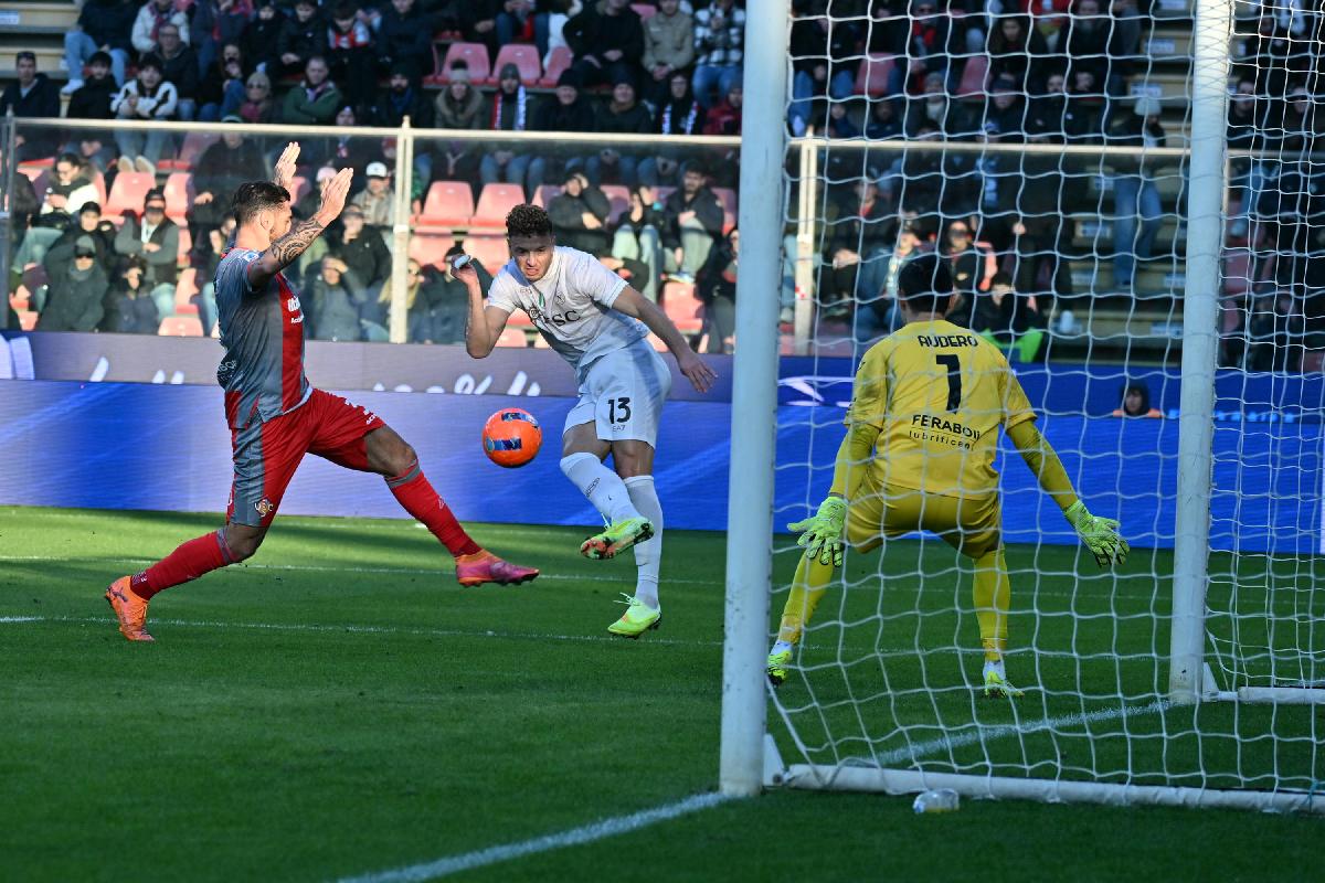 Rrahmani è un muro dietro, voti e pagelle: "Argina ciò che passa ...