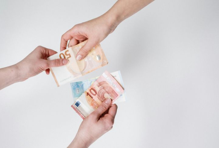 15 sneaky travel wallet drains and how to outsmart them