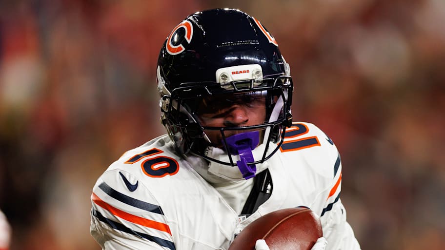 Luther Burden's injury overshadowed by rookie making Bears history on SNF