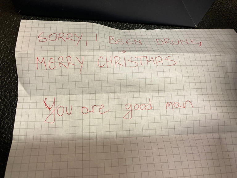 Thief returns stolen mandolins to New Jersey guitar store with apology note