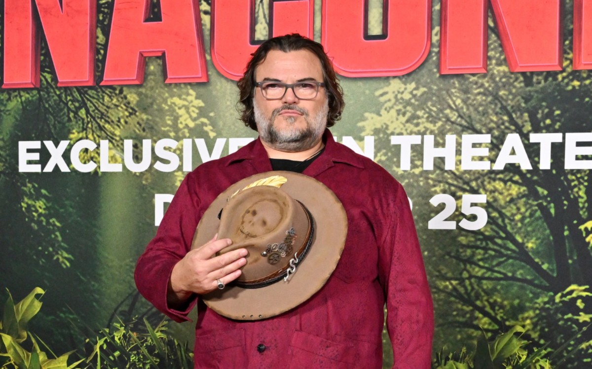 Jack Black stuns fans by belting out a 2000s Nickelback hit during ...