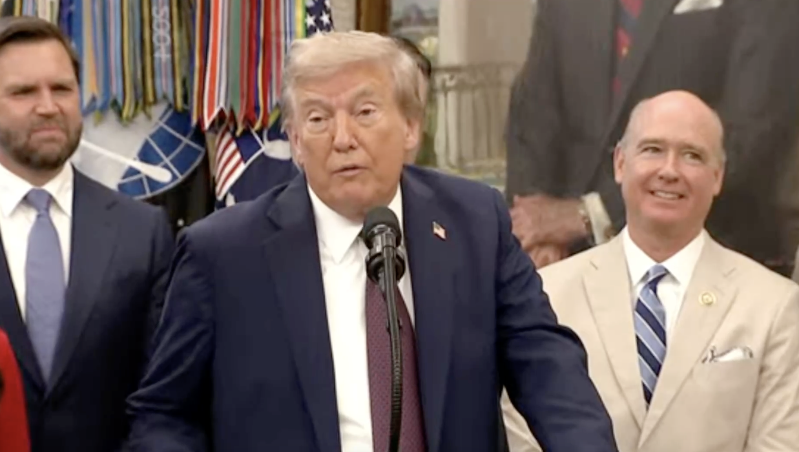 'You're going to leave me alone now?': Trump puts his childish behavior ...