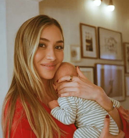 Jamie Laing criticised for post applauding wife's Christmas efforts ...