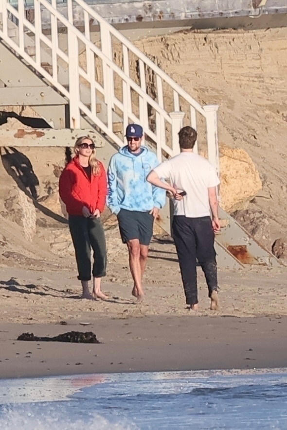 Somber Jake Reiner spotted on beach walk with girlfriend following ...