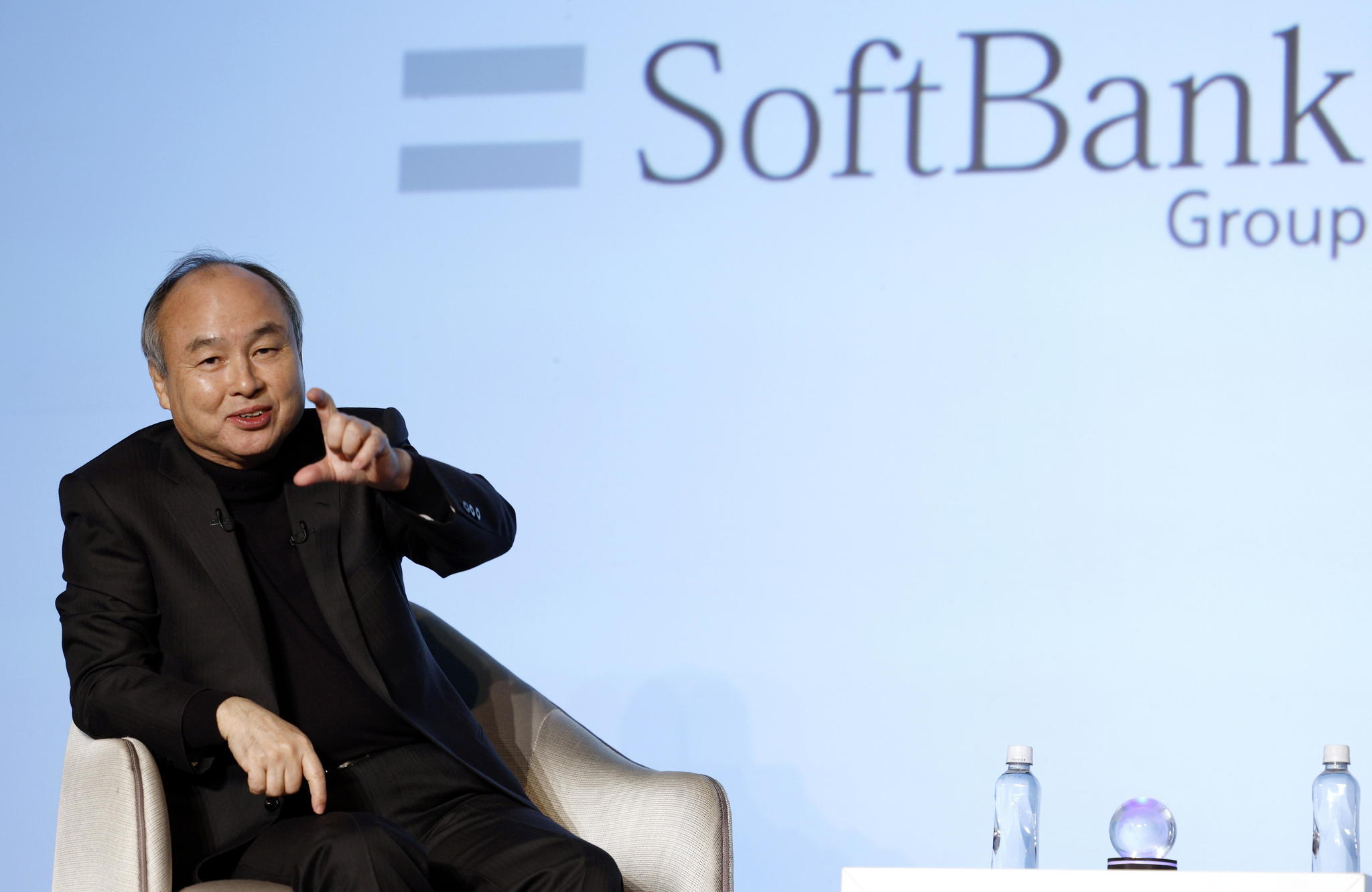 SoftBank compra DigitalBridge para impulsar la IA