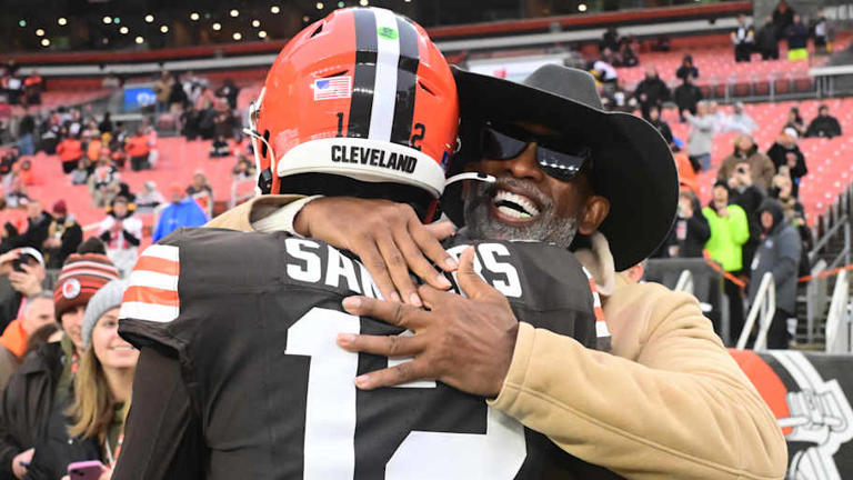 Deion Sanders genuine reaction to son Shedeur Sanders' turnovers