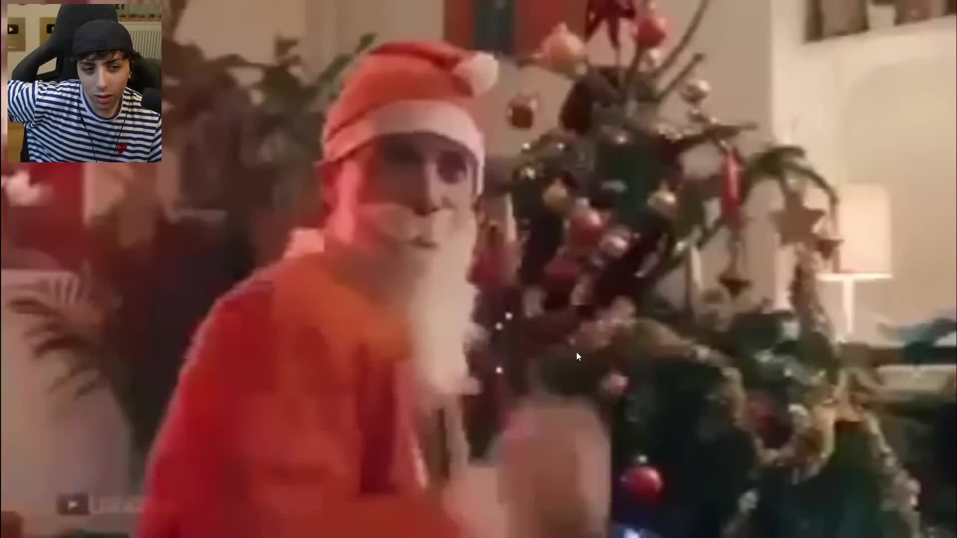 Si me río doy sub #13 😳