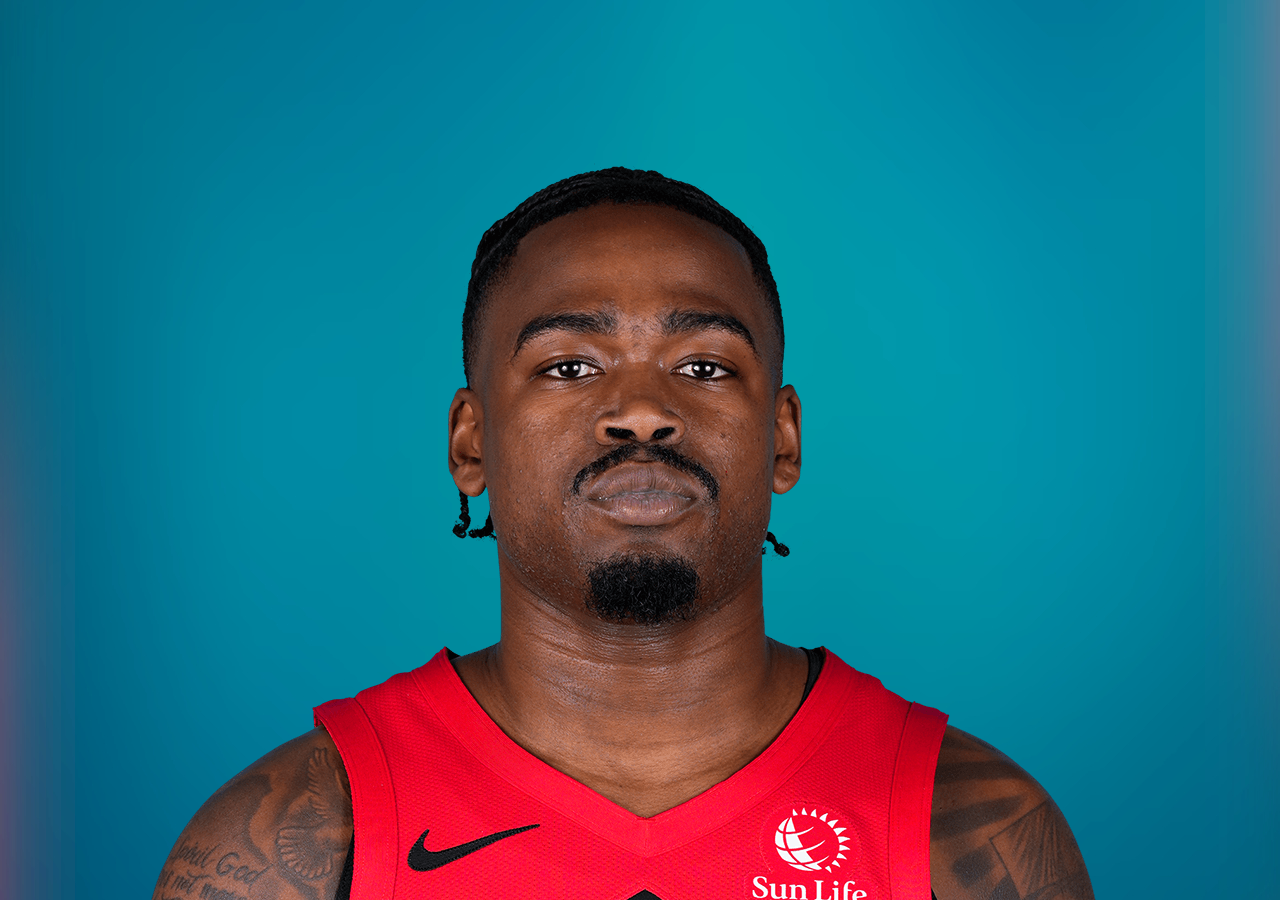 Jamal Shead did all he could to try to contain Curry