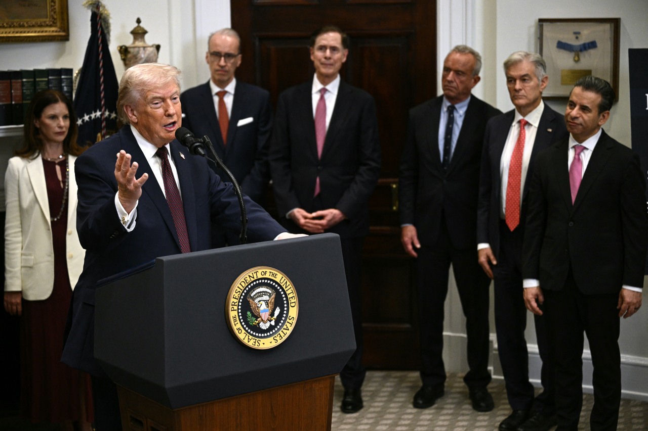 Trump to Reward States That Adopted MAHA Policies With More Rural ...