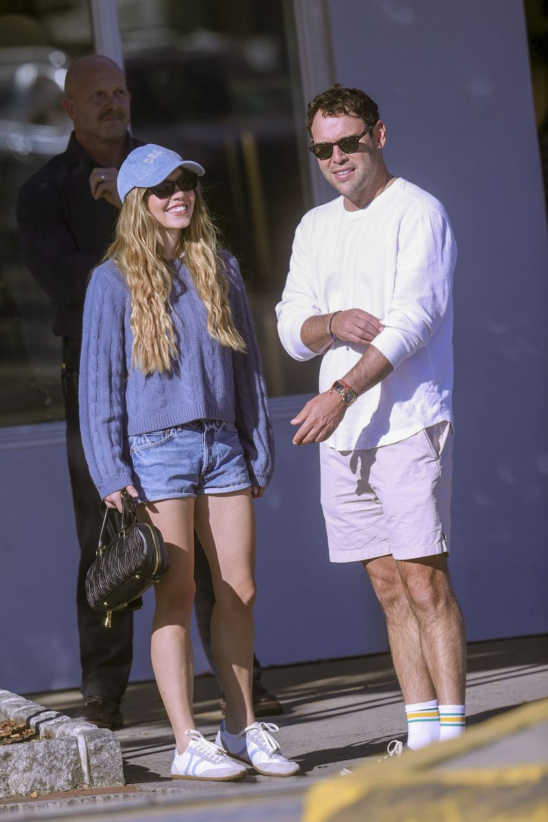 Sydney Sweeney defines her 'perfect man' as dating rumors with Scooter ...