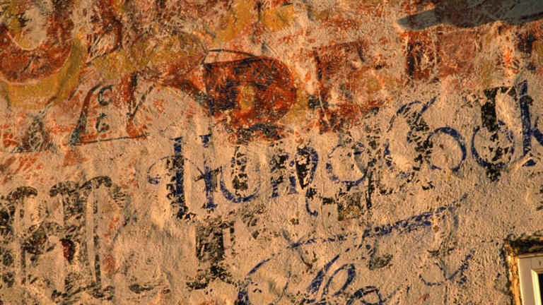 They painted before we did: The ancient cave art that is rewriting ...