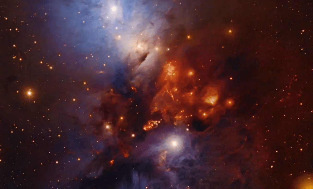 Astronomers stunned by 400 cosmic rings etched around baby star