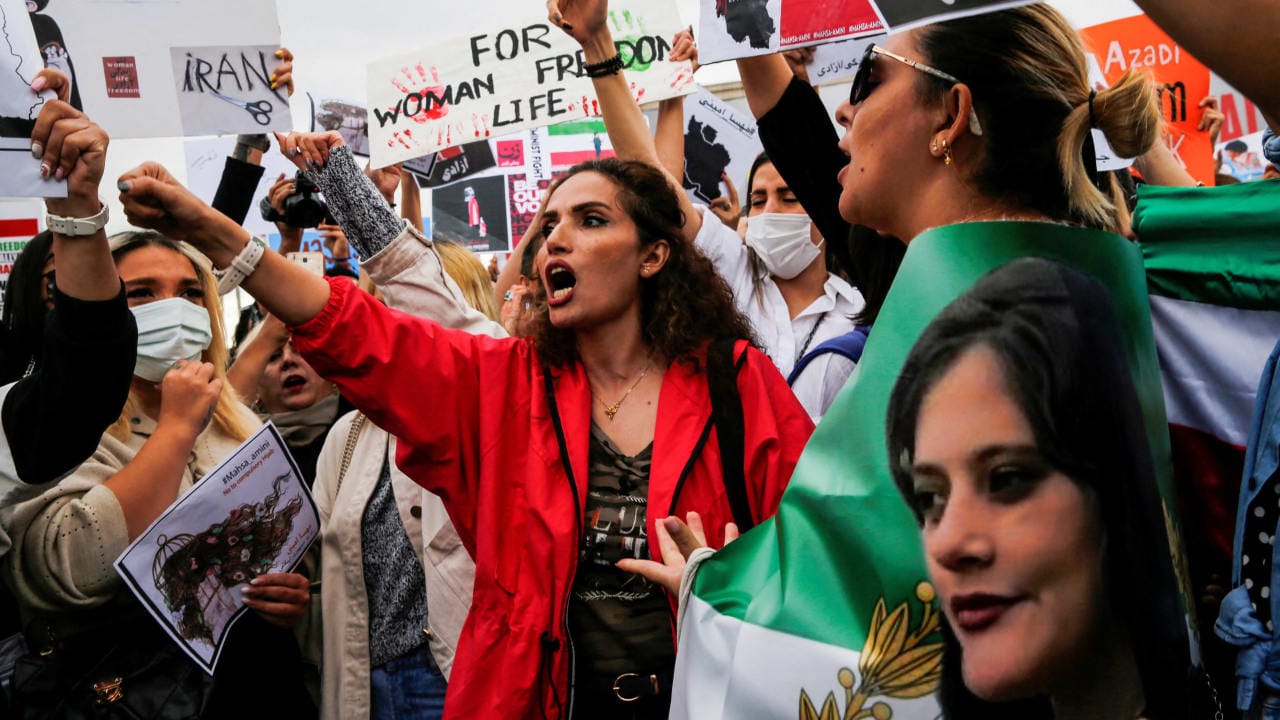 Iran’s Crown Prince Reza Pahlavi backs protests: Join your fellow ...