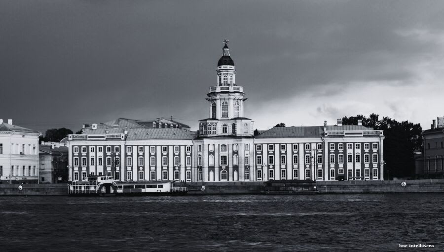 St Petersburg residents freeze as power station fire knocks out heating ...