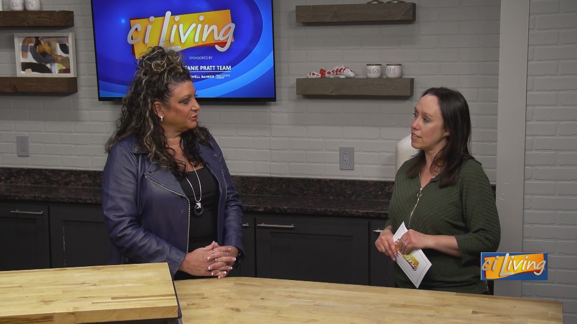 Spreading holiday cheer: Meal giveaway with Stefanie Pratt