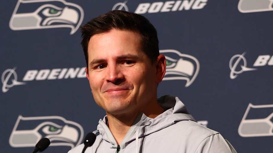 NFL insider went all facts and no filter on Seahawks' Week 18 decision