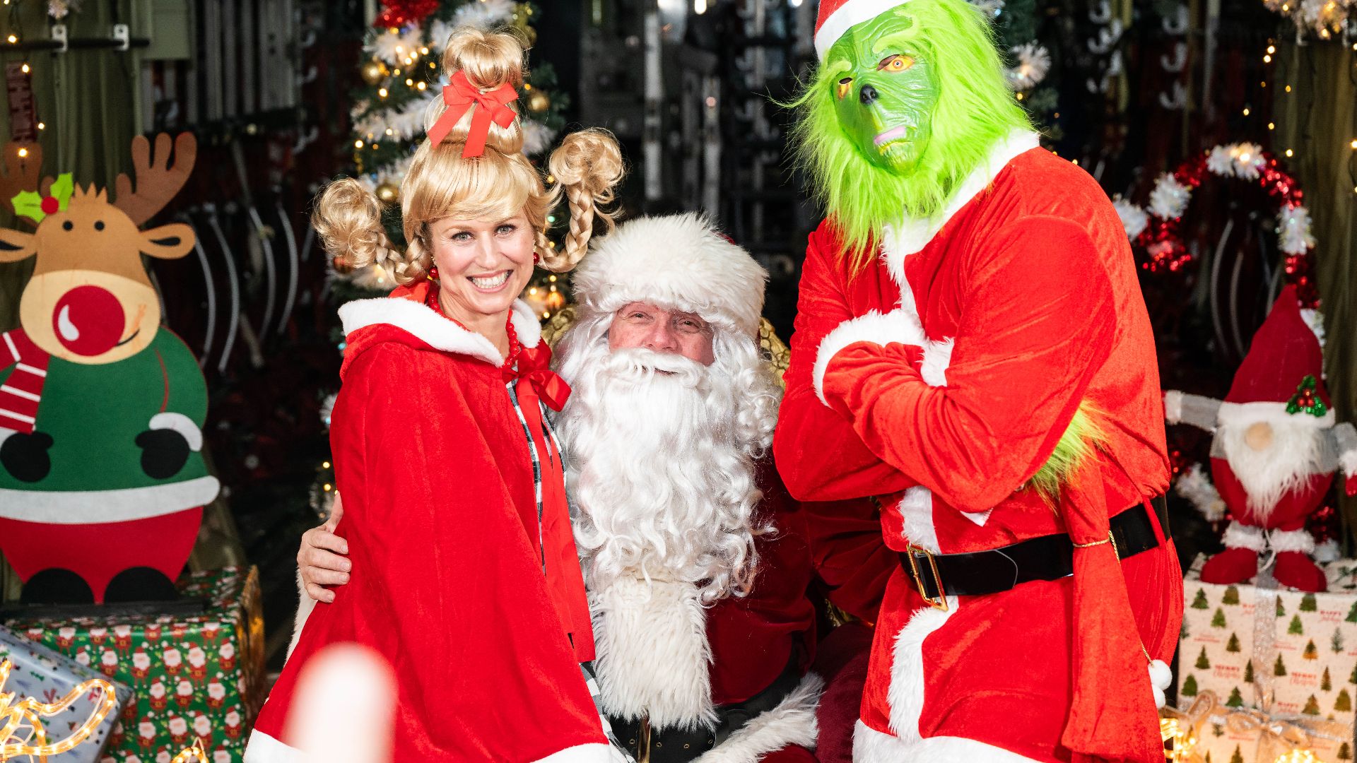 20 fun Christmas-themed characters to dress as for holiday parties