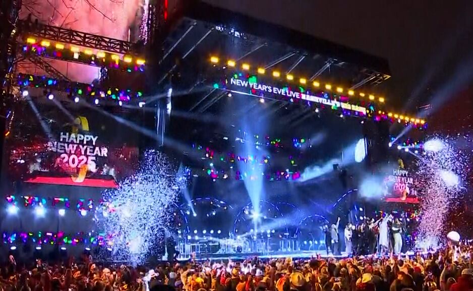Nashville celebrates new year with Big Bash celebration, Music Note Drop