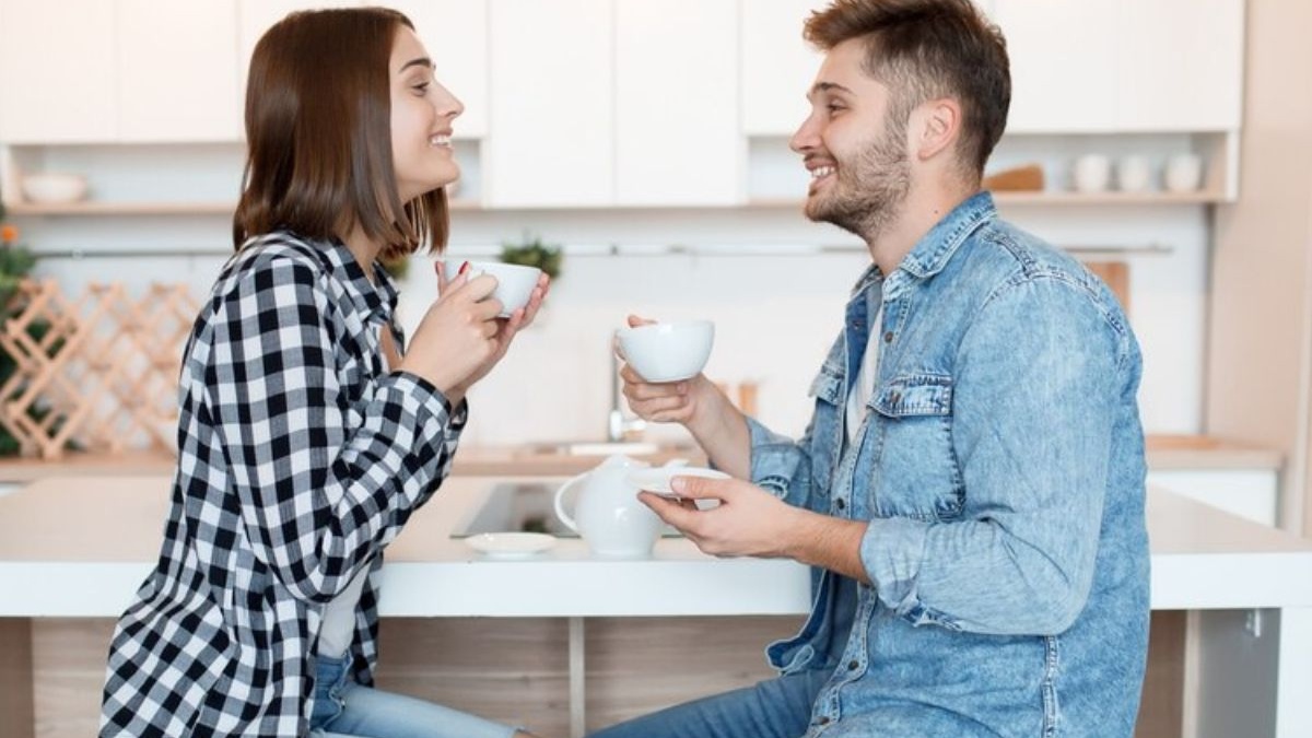 The 8 conversations that bring a couple closer than you imagine