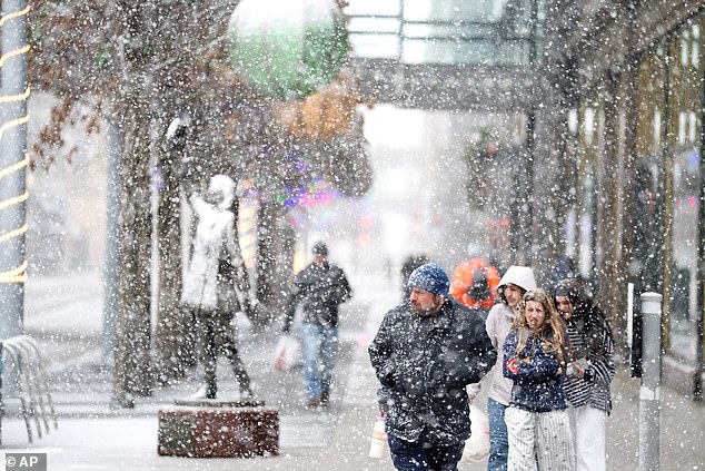 Powerful bomb cyclone threatens millions of Americans with up to two ...