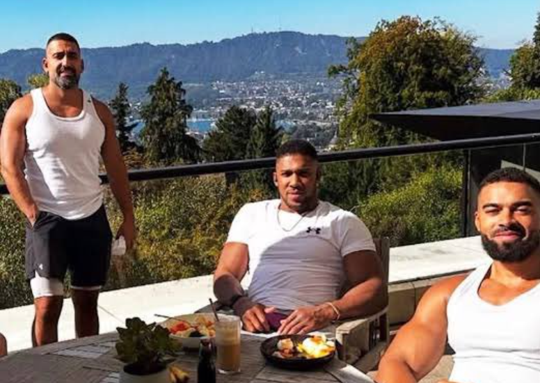 Anthony Joshua car crash: Boxing star lost two mentors and close ...