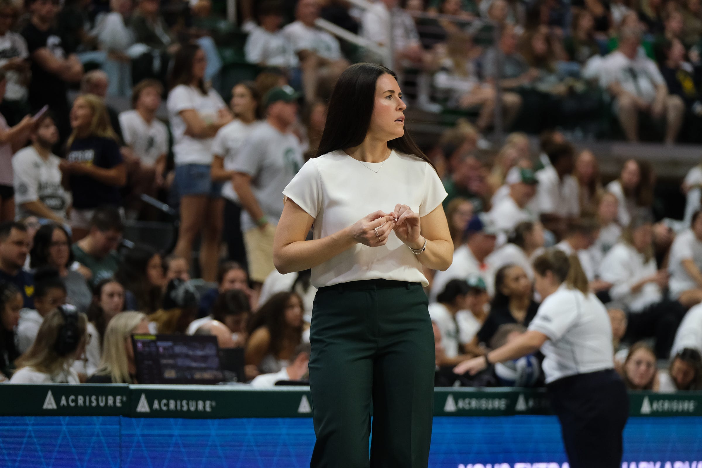 Michigan State volleyball HC Kristen Kelsay gets contract extension