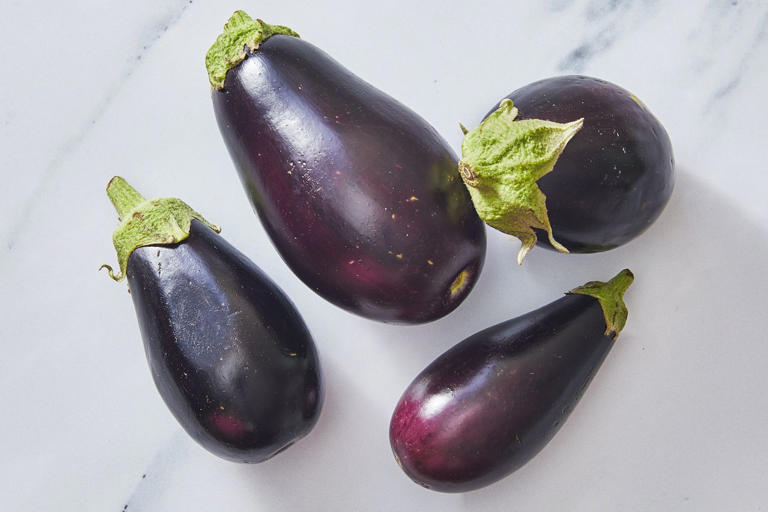 Learn how to cook eggplant in 6 easy ways