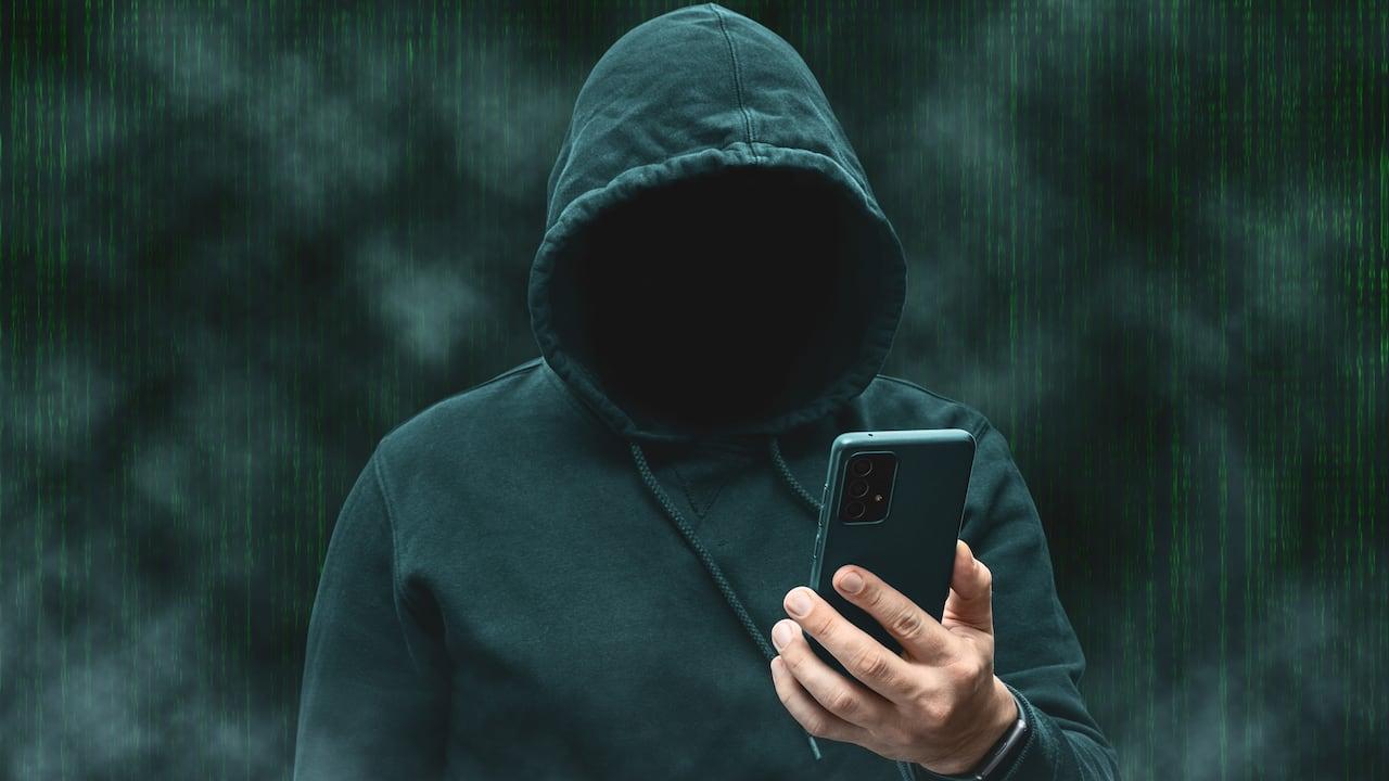 Desmantelan una fábrica de móviles Samsung Galaxy falsos en India