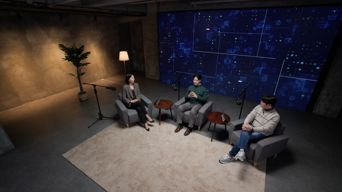 Decoded: The AI conversations 글로벌 패권 가를 AI 반도체, 한국 AI 반도체 미래는?