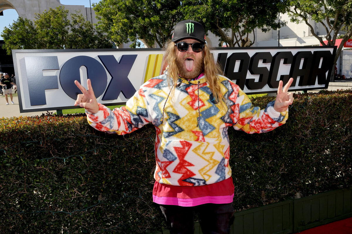 Machine Gun Kelly suffers tragic loss ahead of birth of first baby with ...