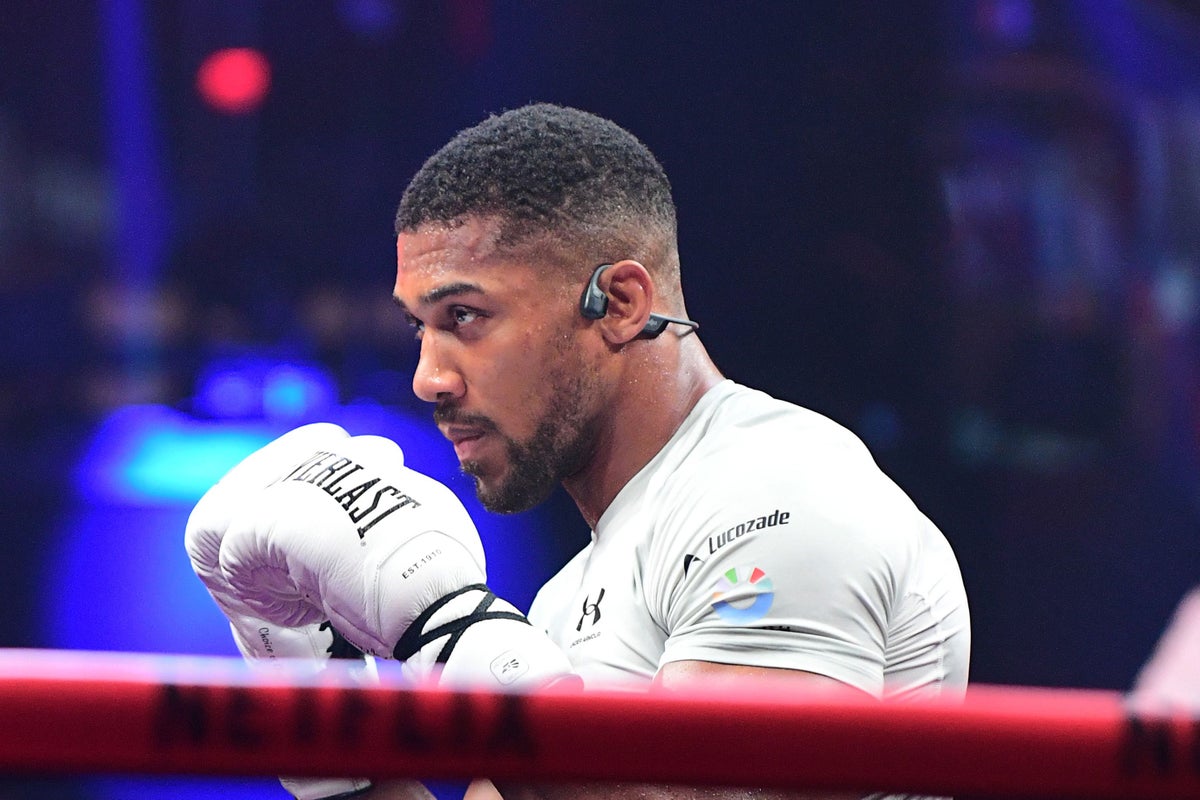 Anthony Joshua 'stable' after Nigeria car crash that killed two team ...