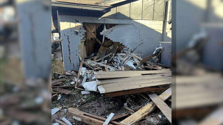 Car crashes into Abilene home, narrowly missing family members asleep ...