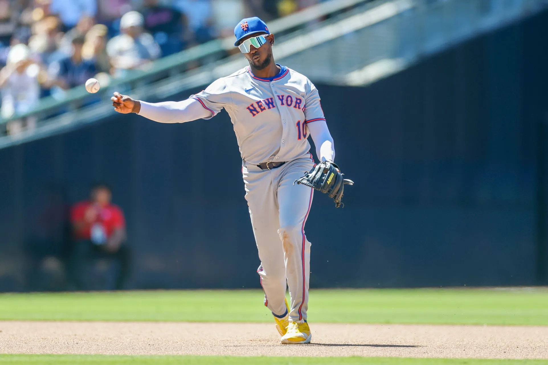 Mets give Ronny Mauricio a clear path at third base