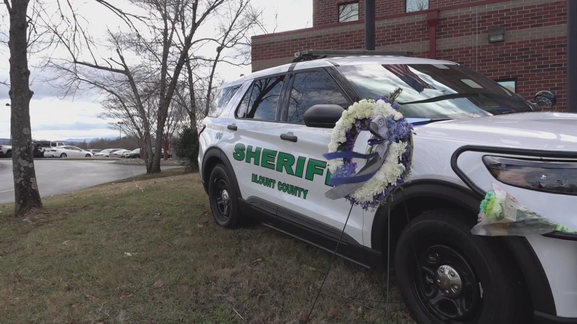 'This is devastating' | BCSO mourns loss of Deputy Justin Mowery after ...