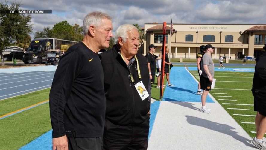 Bucs' coach Tom Moore meets with Iowa football team ahead of ReliaQuest ...