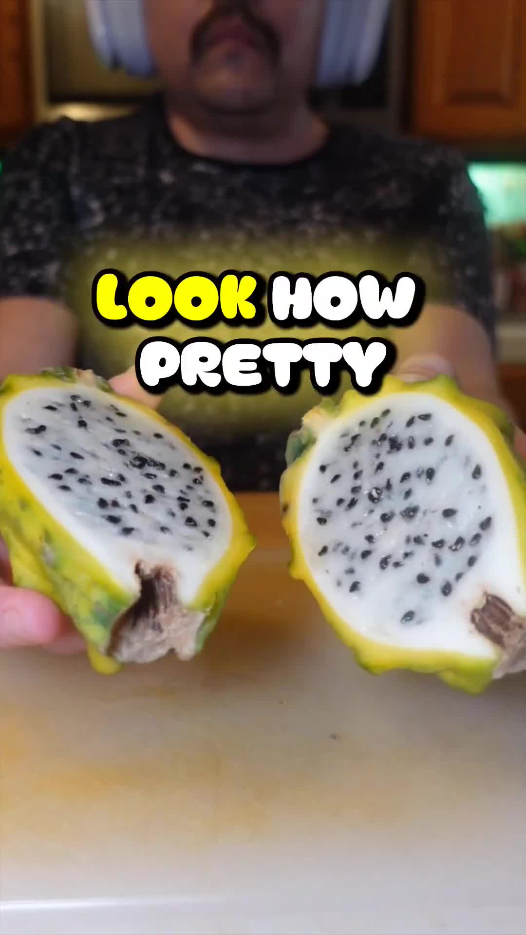 How to slice a yellow dragon fruit: Quick & easy! 🍋🐉 #shorts