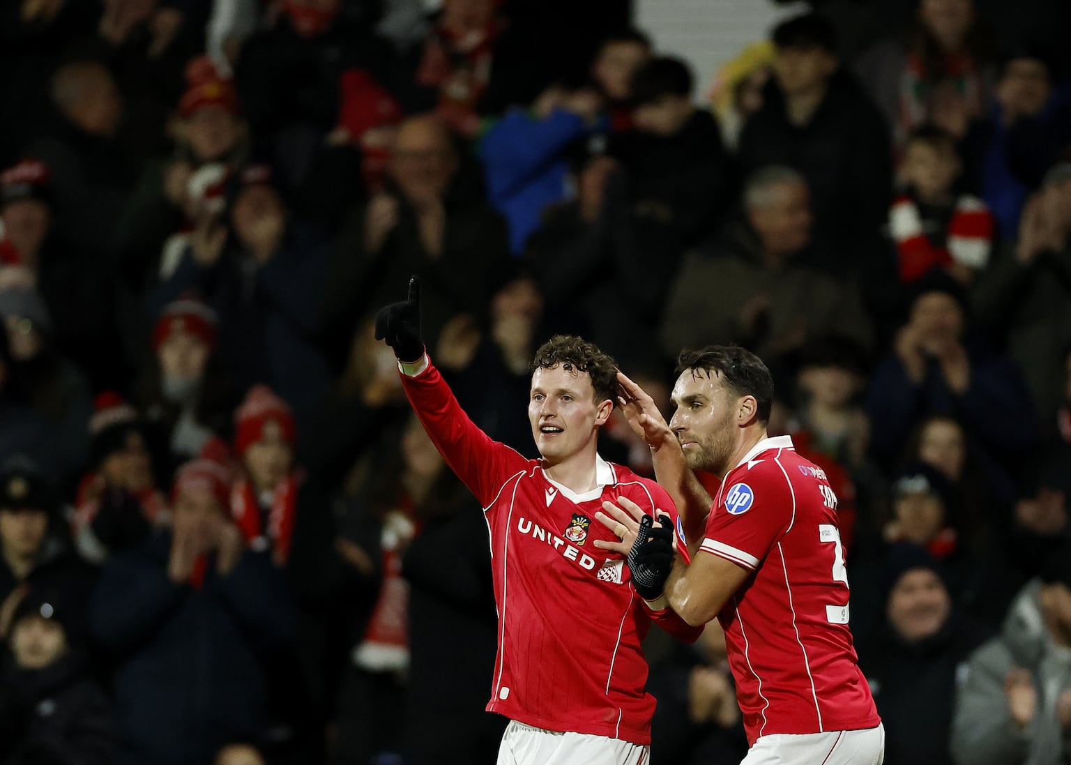 Wrexham move to within four points of Championship play-offs after ...