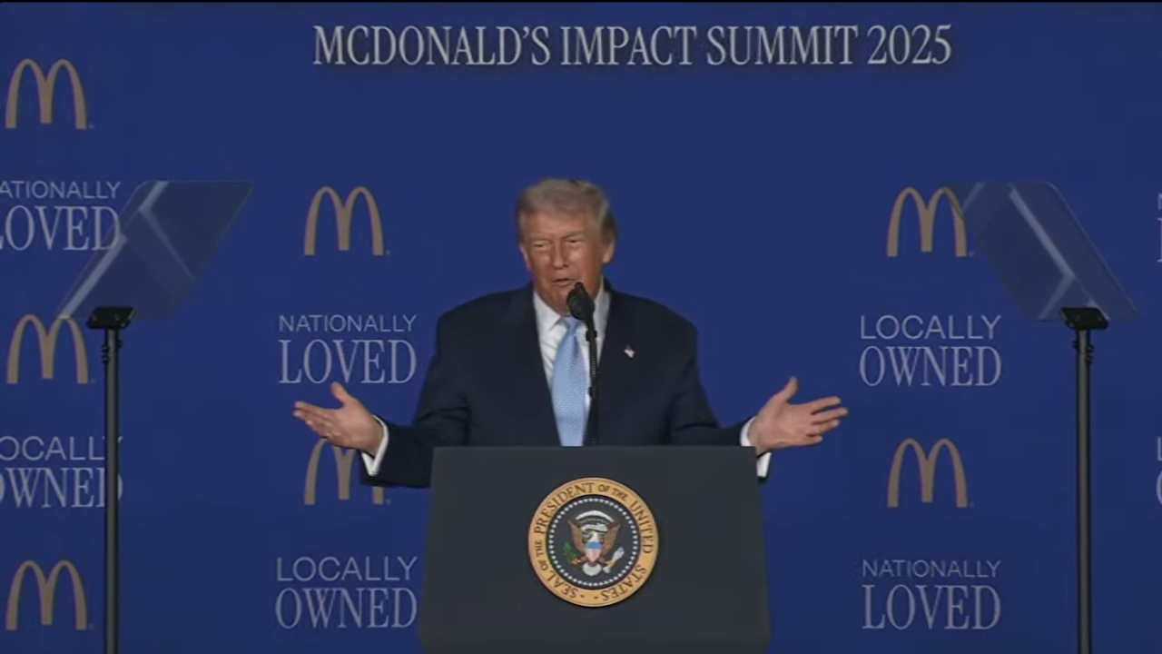 'Who do you think wins?': Trump sees himself as an intellectual, wants ...