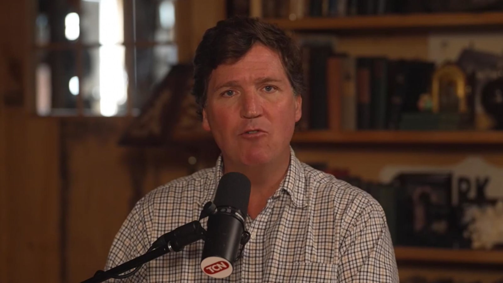 Tucker Carlson accuses Mark Levin of 'pro-violence' rhetoric in fiery rant