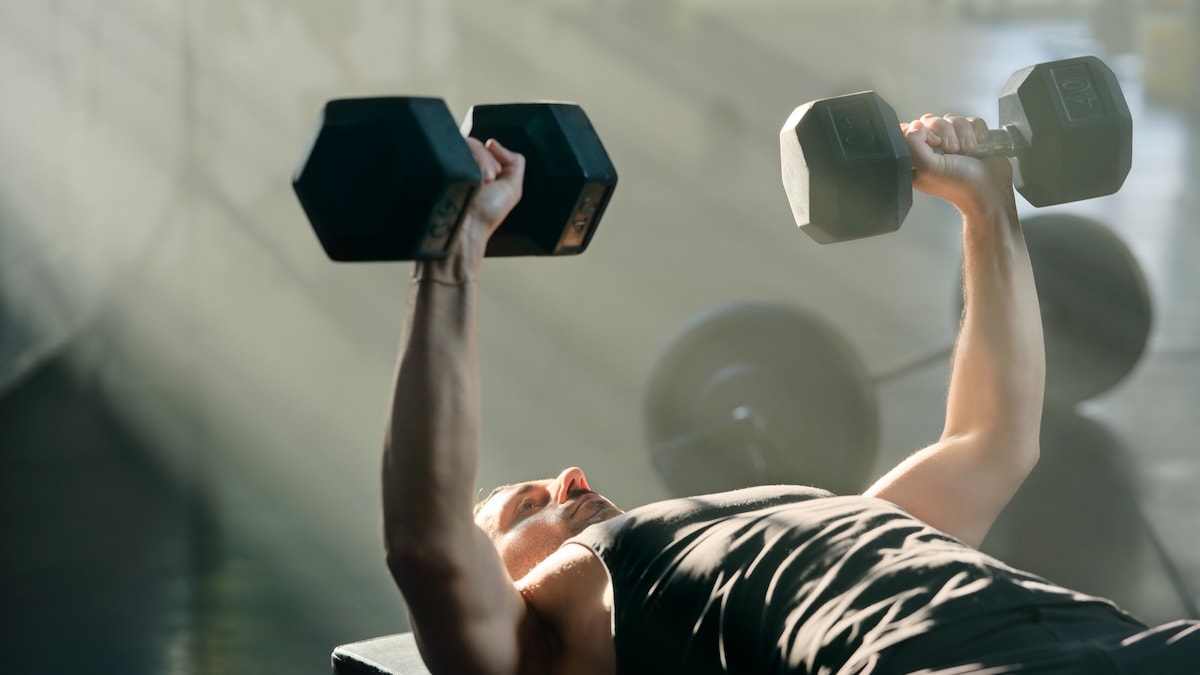 Studien erklären - Schnell vs. langsam: Was hilft beim Muskelaufbau?