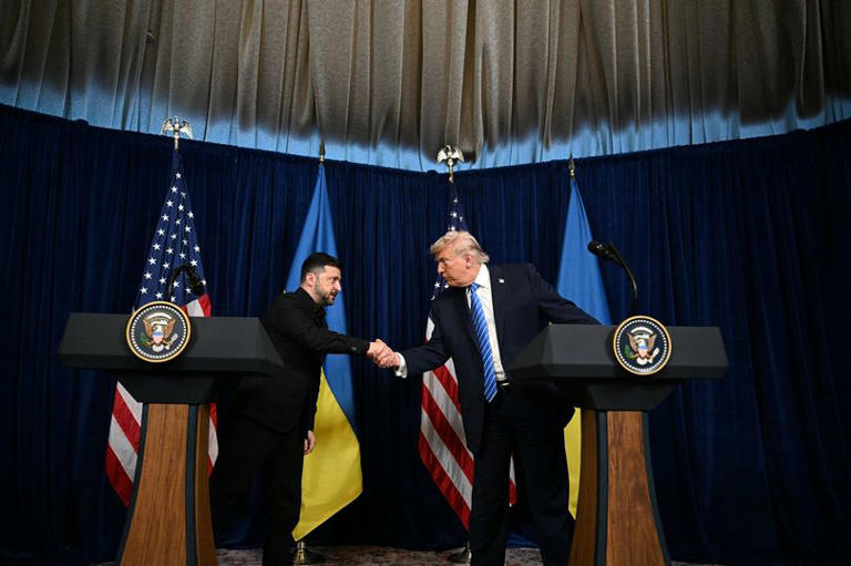 Senior Republican issues warning over taking 'pro-Russia' stance