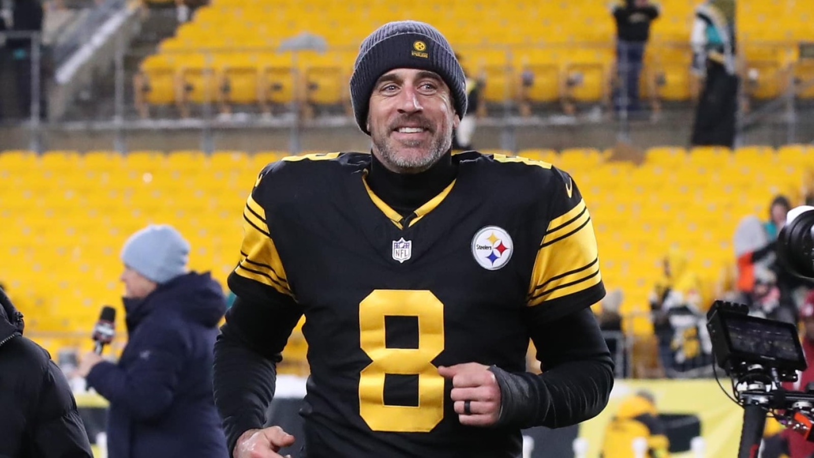 'Steelers have been a Jekyll and Hyde': Aaron Rodgers, Pittsburgh’s ...