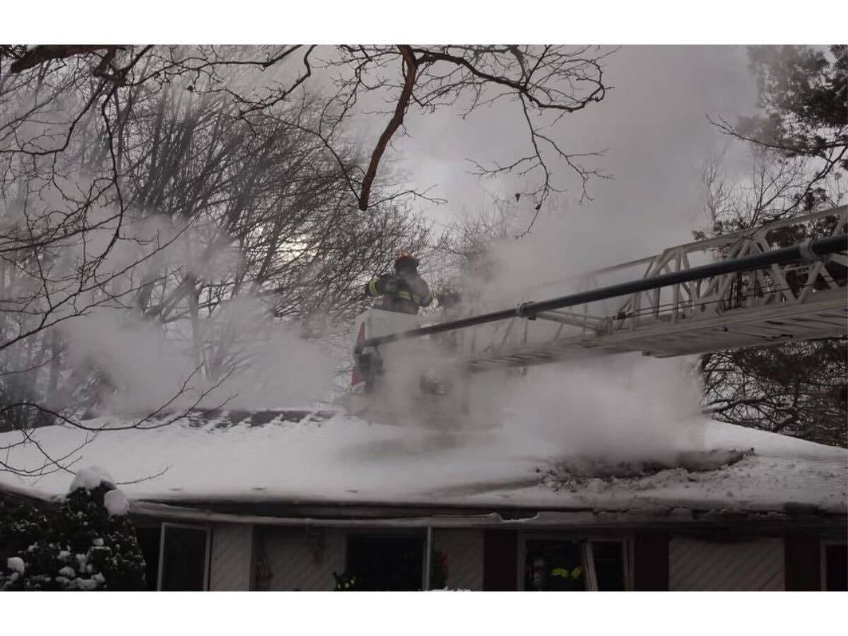 Greenlawn house fire sends heavy smoke over Upper Drive