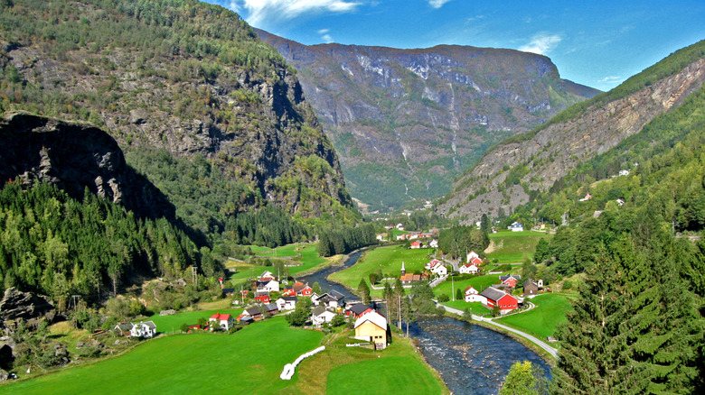 This Rick Steves-recommended train ride is a 'super-scenic ...