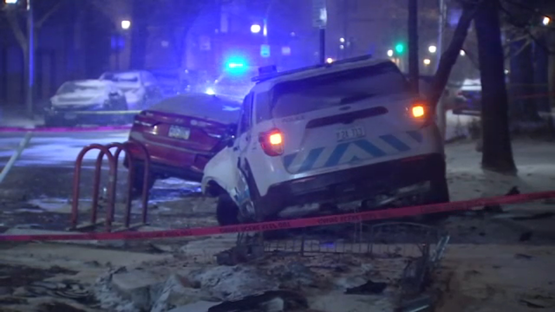 2 Chicago police officers among 3 injured in crash involving stolen ...