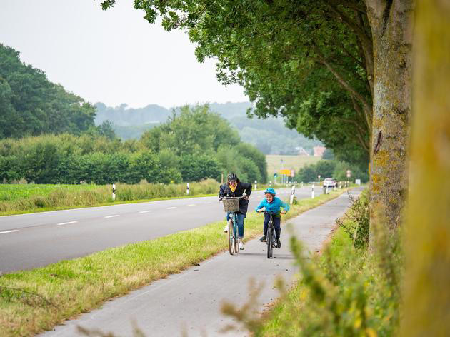 Radler müssen weiter warten: Weg zwischen Wickede und Waltringen in der ...